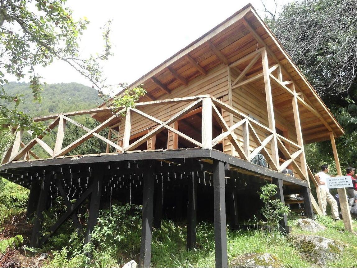 Lago Tagua-Tagua, valle río Puelo - Parque Tagua-Tagua - Andeshandbook