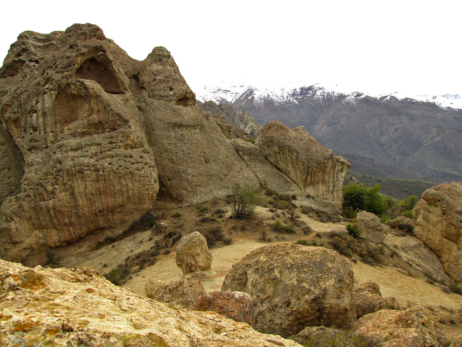 El Manzano - Cuevas del Manzano - Andeshandbook