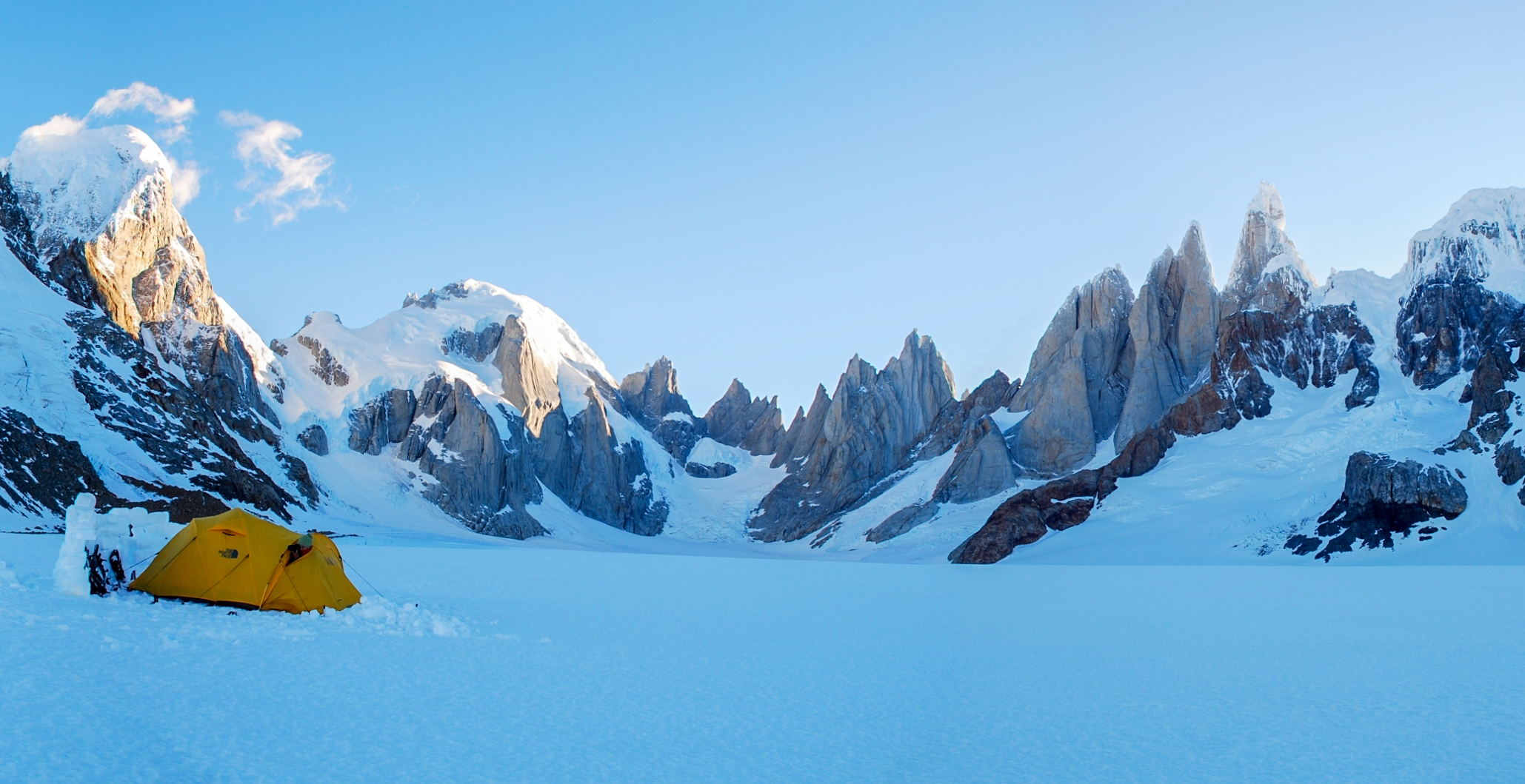 Campo de Hielo Sur - Circo de los Altares - Andeshandbook