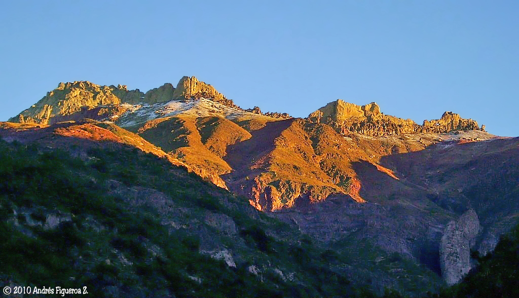 Galería Cerro El Agujereado - Andeshandbook