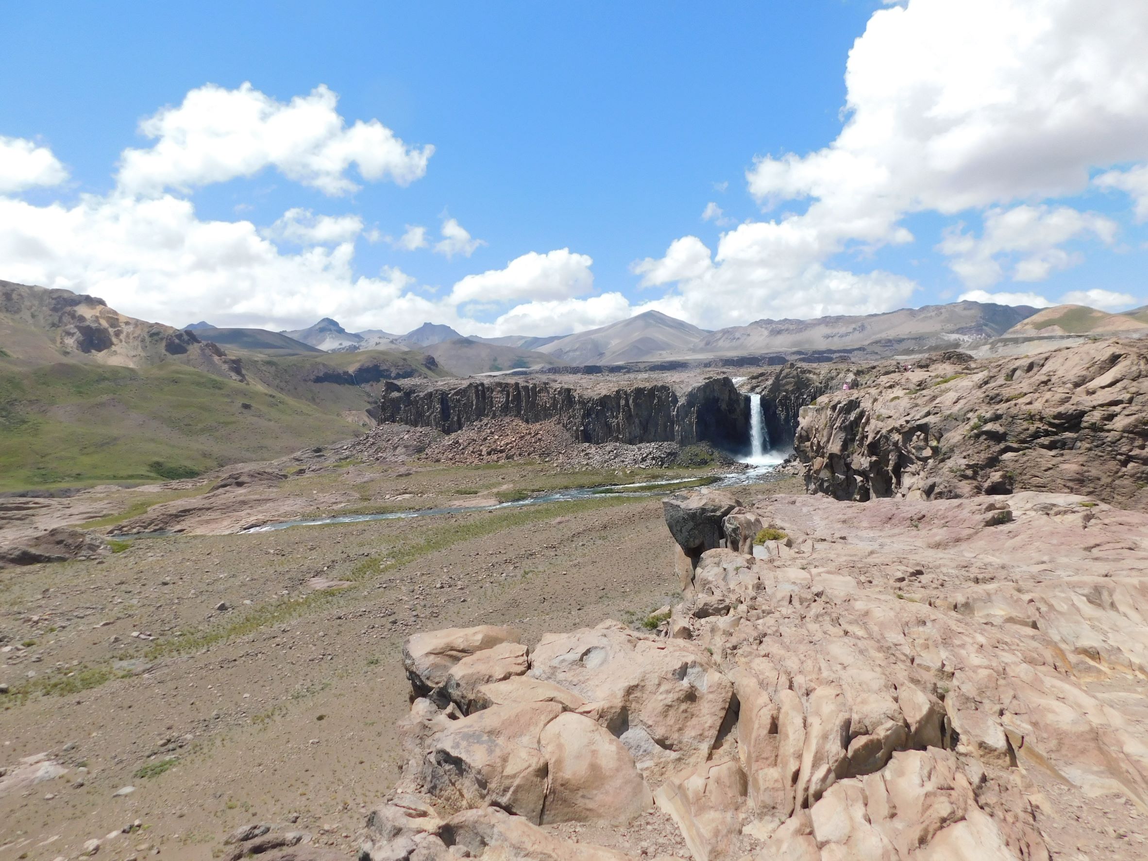Paso Pehuenche - Mirador de la Cascada Invertida - Andeshandbook