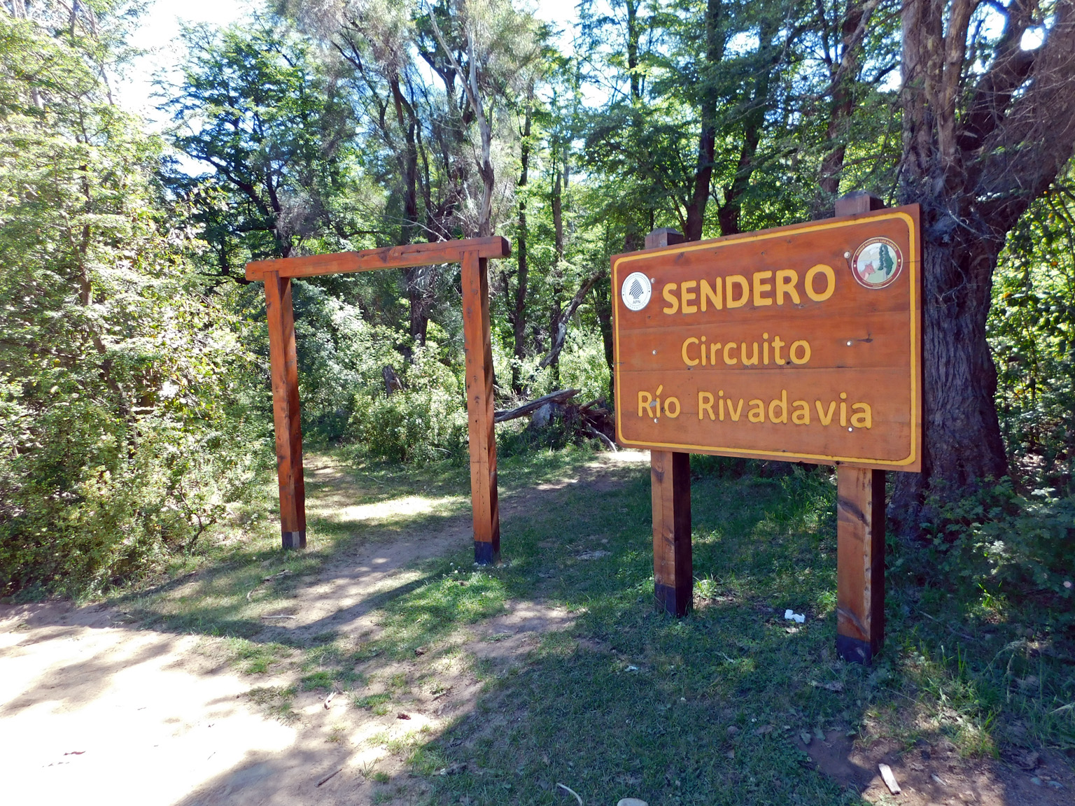 Parque Nacional Los Alerces - Río Rivadavia - Andeshandbook