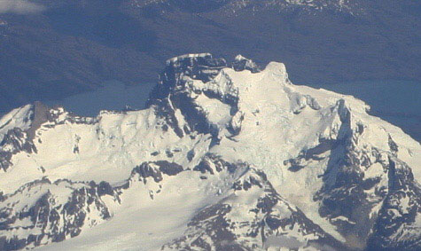 Monte Balmaceda - Andeshandbook