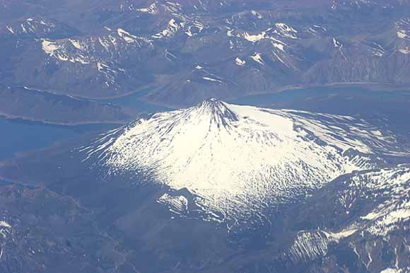 Galería Volcán Antuco - Andeshandbook