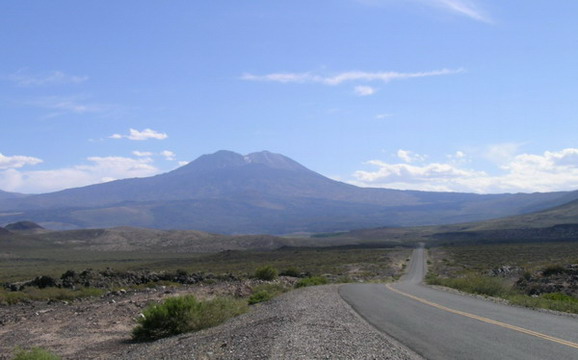 Volcán Tromen - Andeshandbook