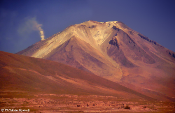Volcán Ollagüe - Andeshandbook